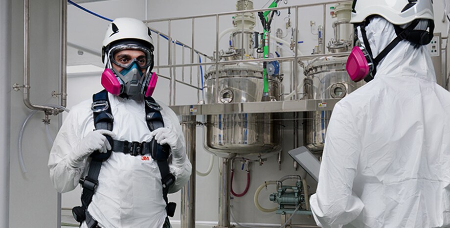 Pharmaceutical Manufacturing PPE | Worker Health & Safety | 3M Indonesia